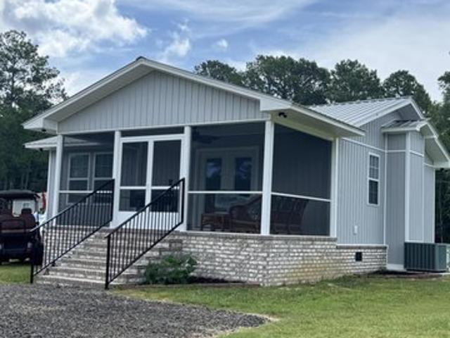 1609 Hudson Rd, Summerton, SC 29148