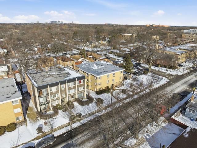 1609 Howard Street # 2