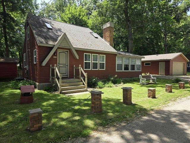 1609 Jackson Park Dr, Delavan, WI 53115