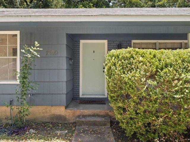 1609 Larkwood Dr, Austin, TX 78723