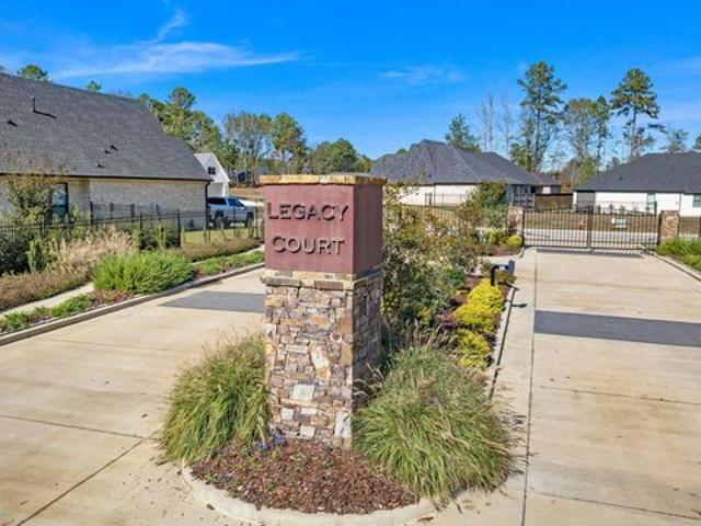 1609 Legacy Ct, Tyler, TX 75703