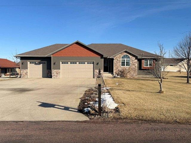 1609 Peabody Ave, Creighton, NE 68729