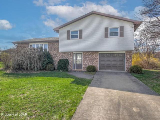 1609 S Hanover St, Nanticoke, PA 18634