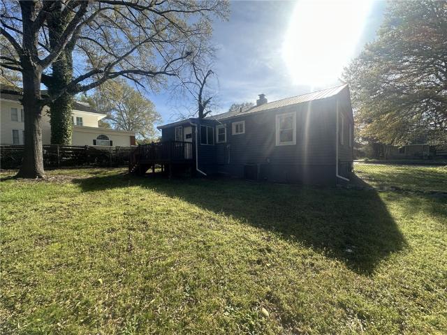 1609 S McDuffie St, Anderson, SC 29624 | MLS #20299 | Compass