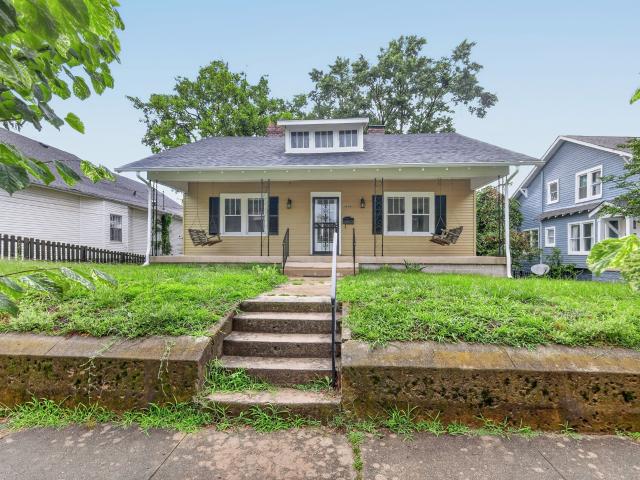 1609 Shelby Ave