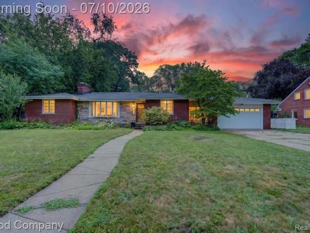 1609 W 12 Mile Rd, Royal Oak, MI 48073
