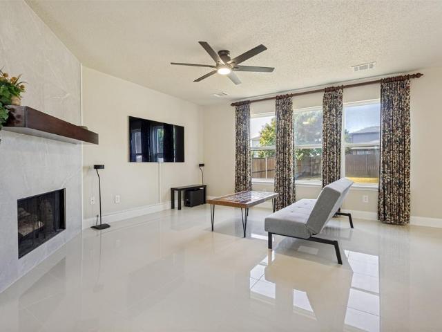 1609 White Oak Road