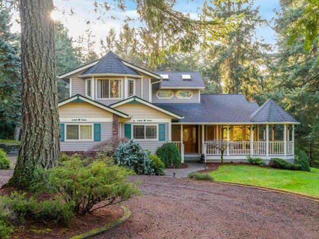 16003 SE Cielo Ct, Damascus, OR 97089