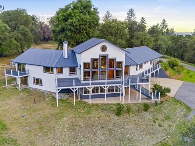 16000 Southridge Dr, Penn Valley, CA 95946