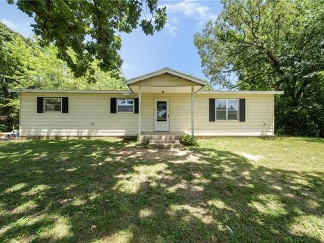 16002 State Route J, Newburg, MO 65550