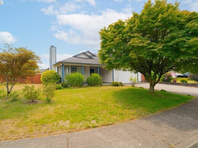 16007 NE Hickory St, Vancouver, WA 98682