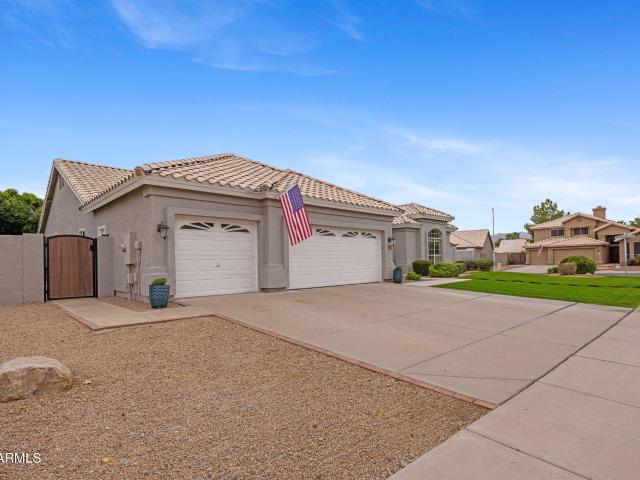 16008 S 38th Way, Phoenix, AZ 85048 | MLS #6998 | Compass