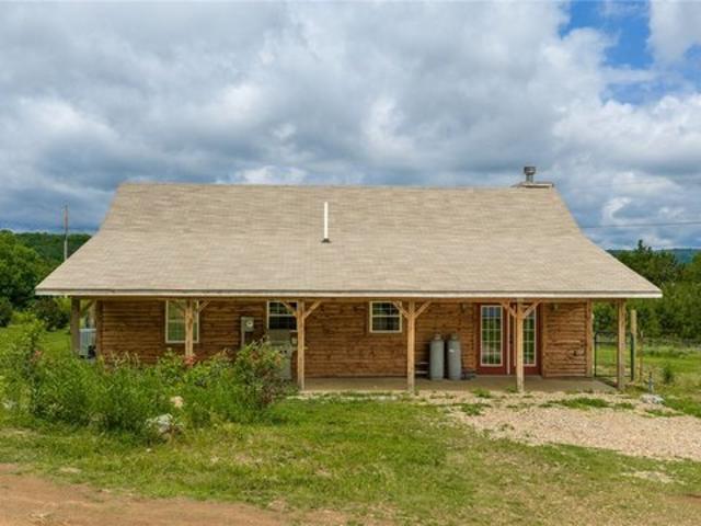 16009 Bradshaw Ln, Mountainburg, AR 72946
