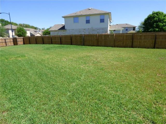 1600 Melissa Oaks Ln