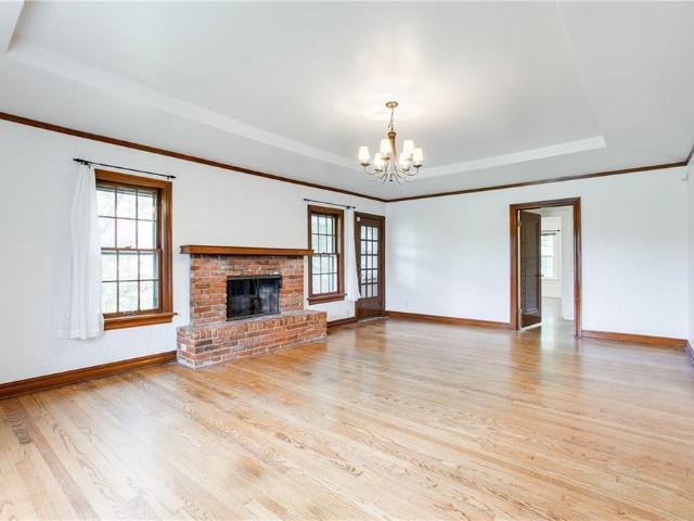 1600 NW 38th Street
