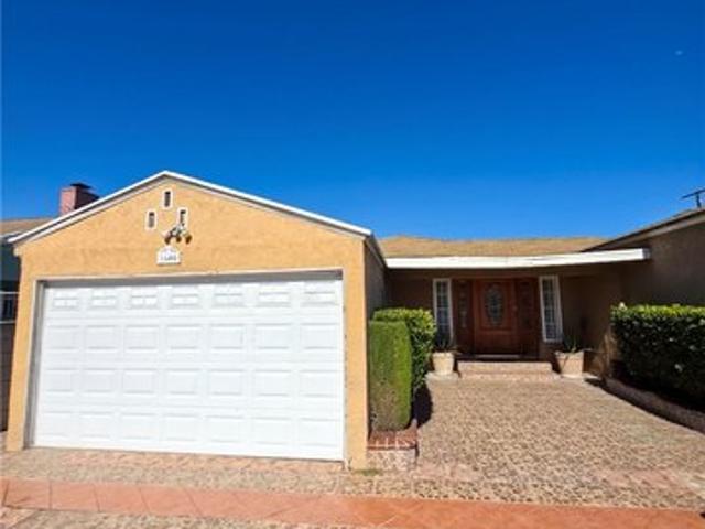 1600 N Chester Ave, Compton, CA 90221