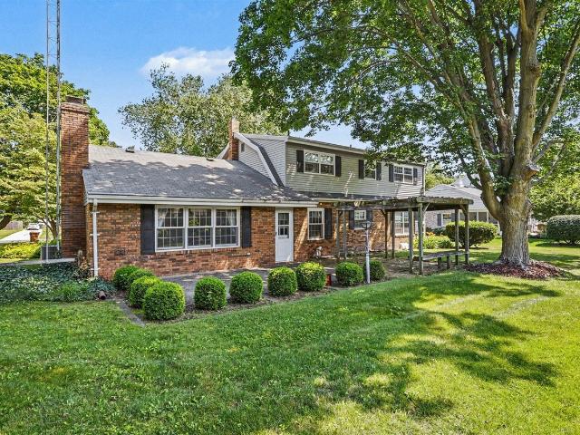 1600 N Bonny Bruce Drive