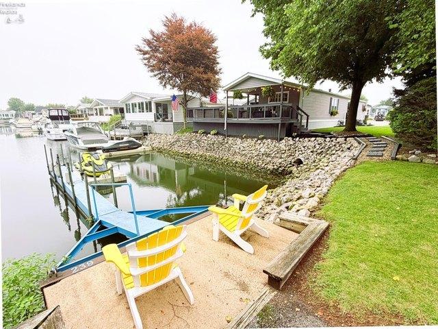 1600 N Harbor Crossing Rd, Marblehead, OH 43440