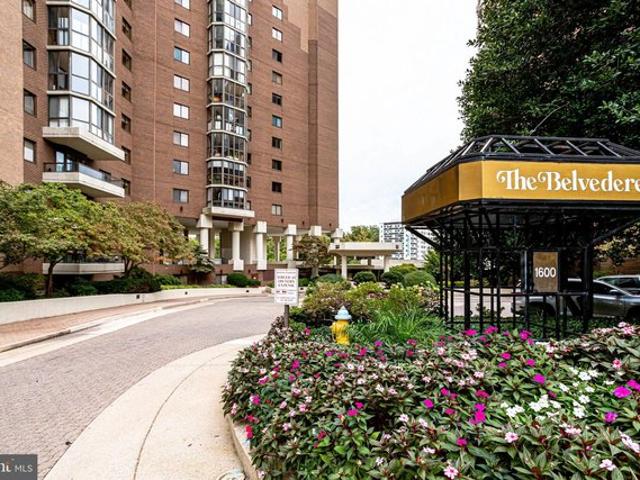 1600 N Oak St Apt 423, Arlington, VA 22209
