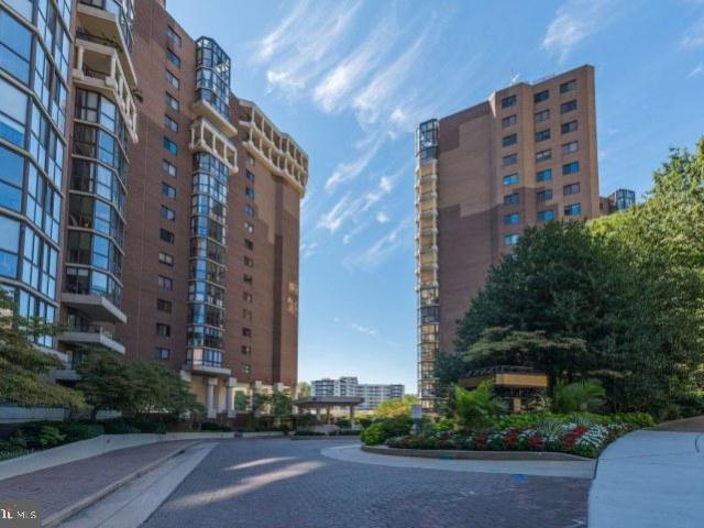 1600 N Oak St, Unit 205, Arlington, VA 22209 | MLS #VAAR2072