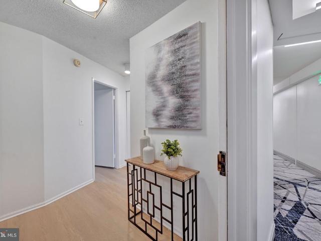 1600 N Oak Street # 423