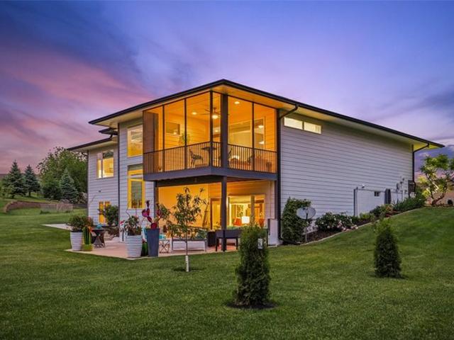 1600 NE Silkwood Ct, Grimes, IA 50111