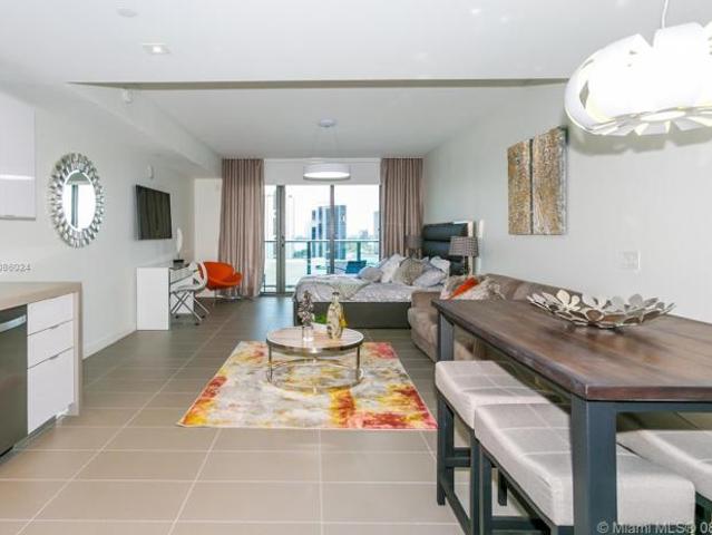 1600 NE 1st Ave #1703 Miami, FL 33132