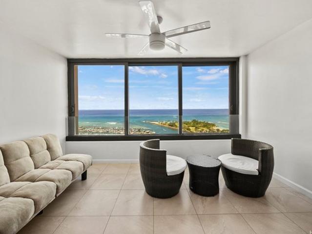 1600 Ala Moana Blvd Apt 3702, Honolulu, HI 96815