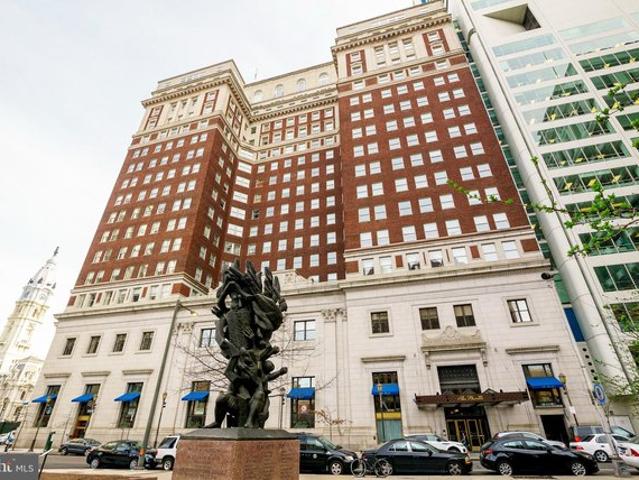 1600 Arch St Apt 1418, Philadelphia, PA 19103