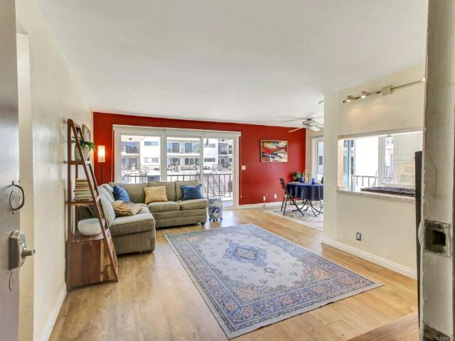 1600 Ardmore Ave 234