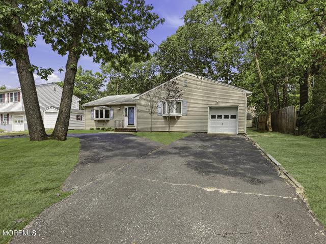 1600 Burrsville Road