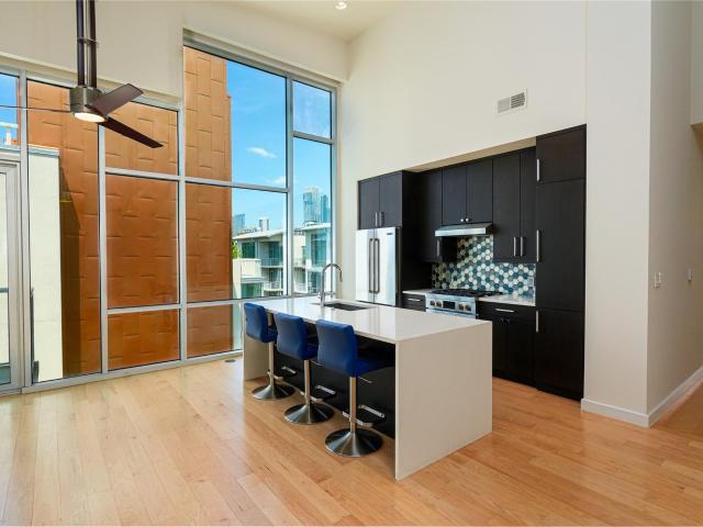 1600 Barton Springs Rd # 5601
