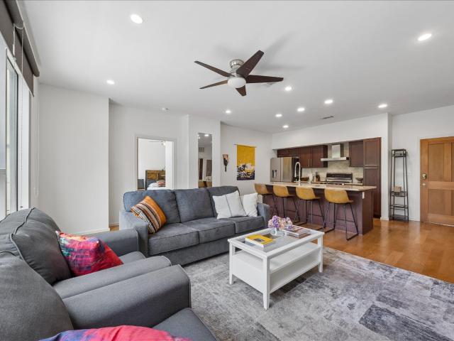 1600 Barton Springs Rd # 5107