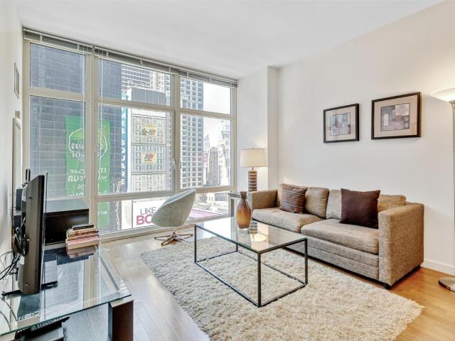 1600 Broadway, New York, NY