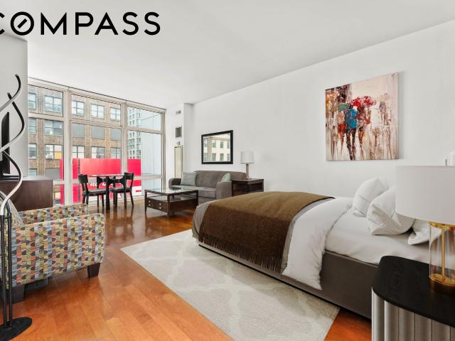 1600 Broadway, New York, NY