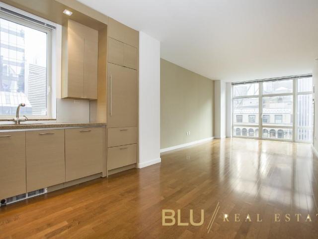 1600 Broadway, New York, NY