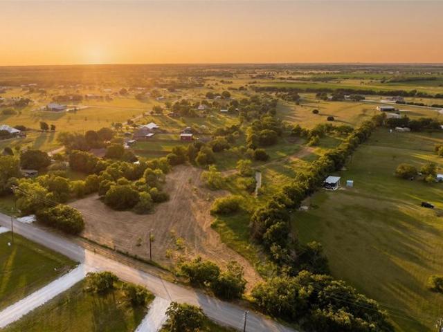 1600 Culpepper Ln, China Spring, TX 76633