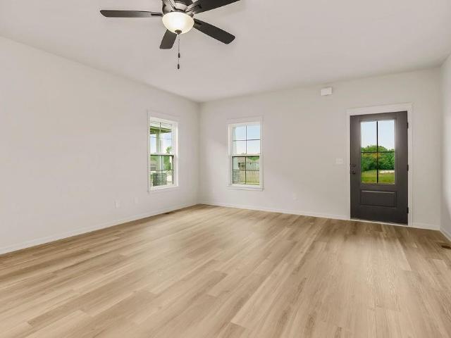 1600 Cottonwood Creek Avenue # 9