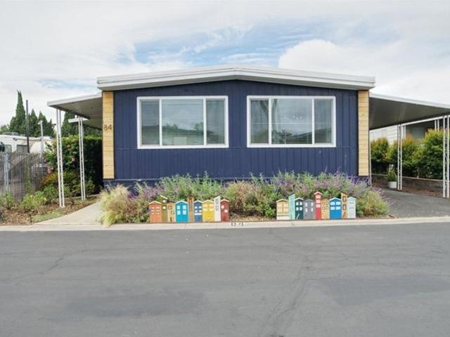 1600 E Vista Way Spc 84, Vista, CA 92084