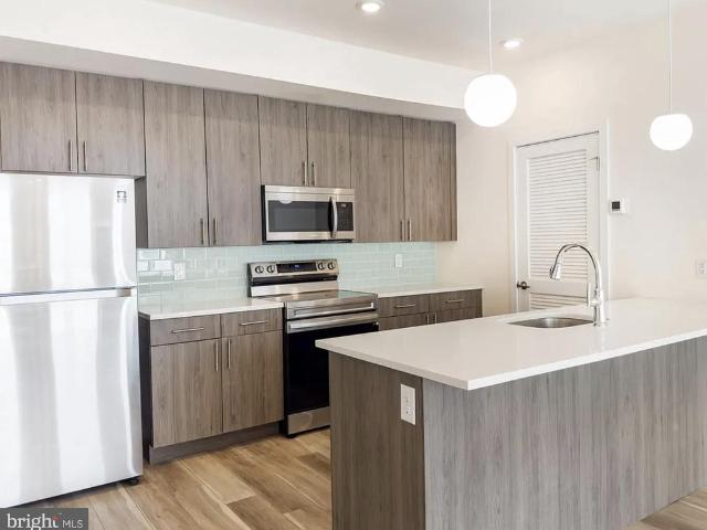 1600 Germantown Avenue # 414 D