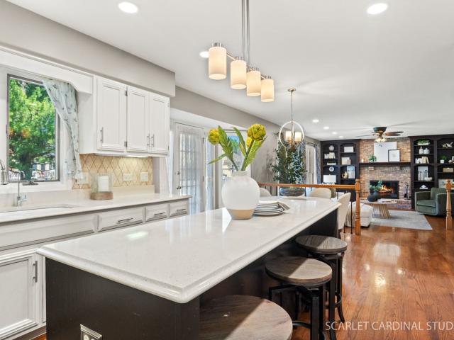 1600 Harris Drive