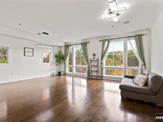 1600 Kaufers Lane # 4