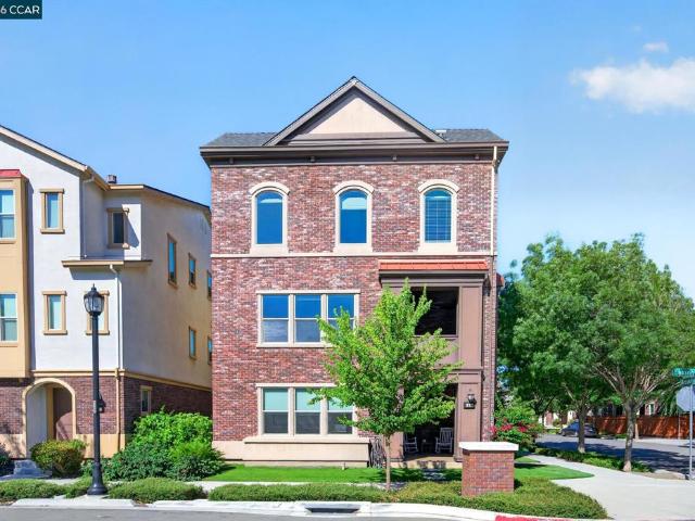 1600 Lexington Ln