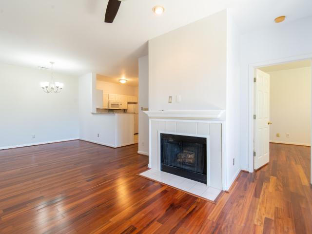 1600 Long Grove Dr, Unit 121, Mount Pleasant, SC 29464 | MLS #26012 | Compass