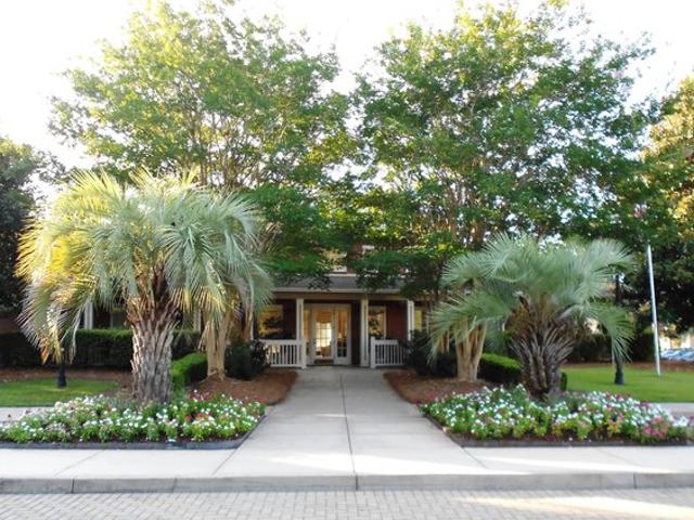 1600 Long Grove Dr Unit 228, Mount Pleasant, SC 29464
