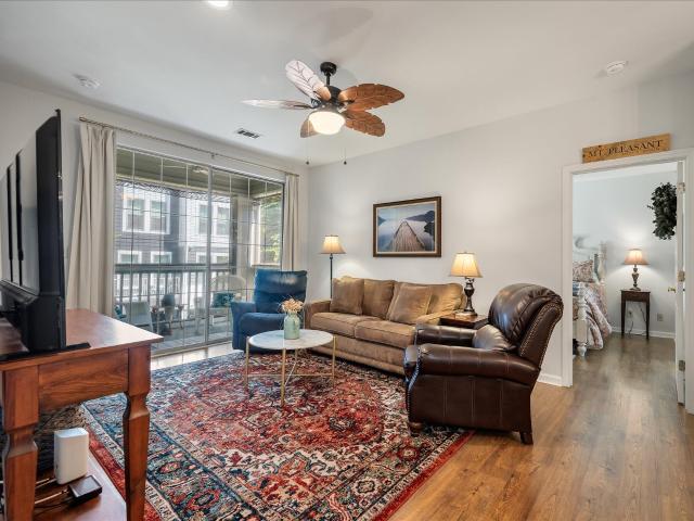1600 Long Grove Unit 1524