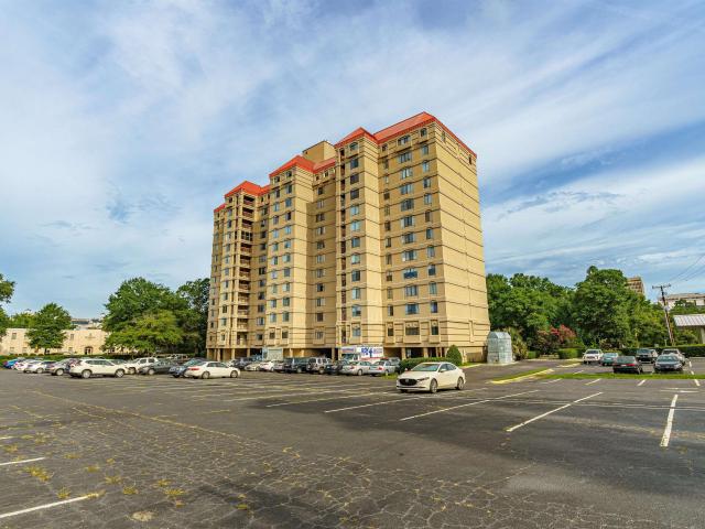 1600 Park Circle