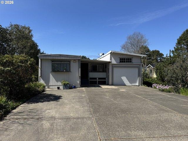 1600 Rhododendron Dr Spc 218, Florence, OR 97439