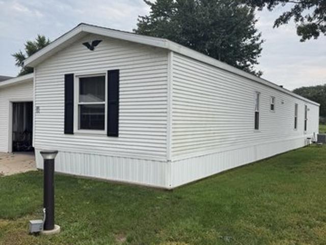 1600 Riverdale Rd Lot 104, Rock Falls, IL 61071