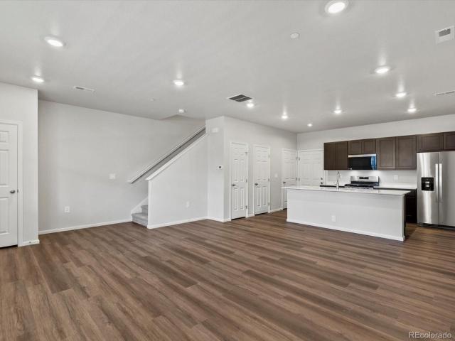 1600 Riverplace Drive # 4